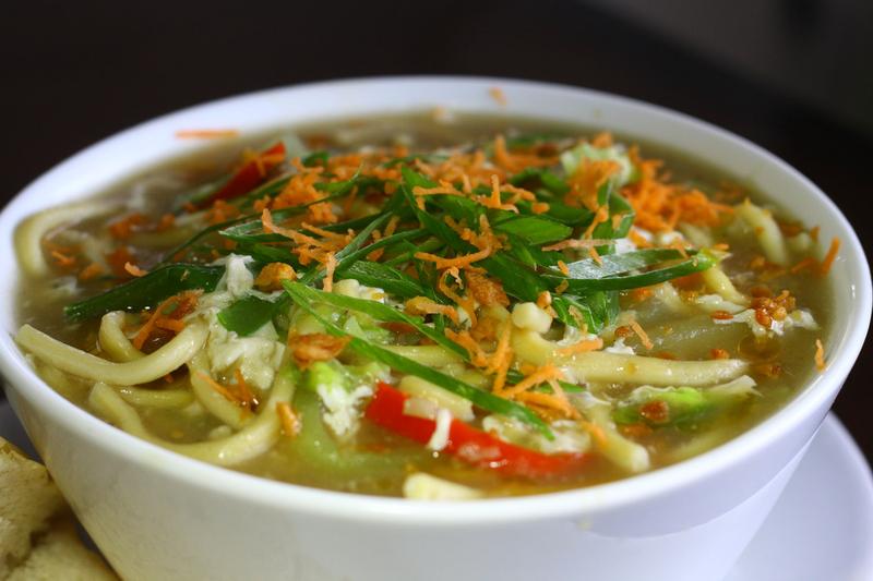 Chicken Pancit Lomi | Chinese | Filipino