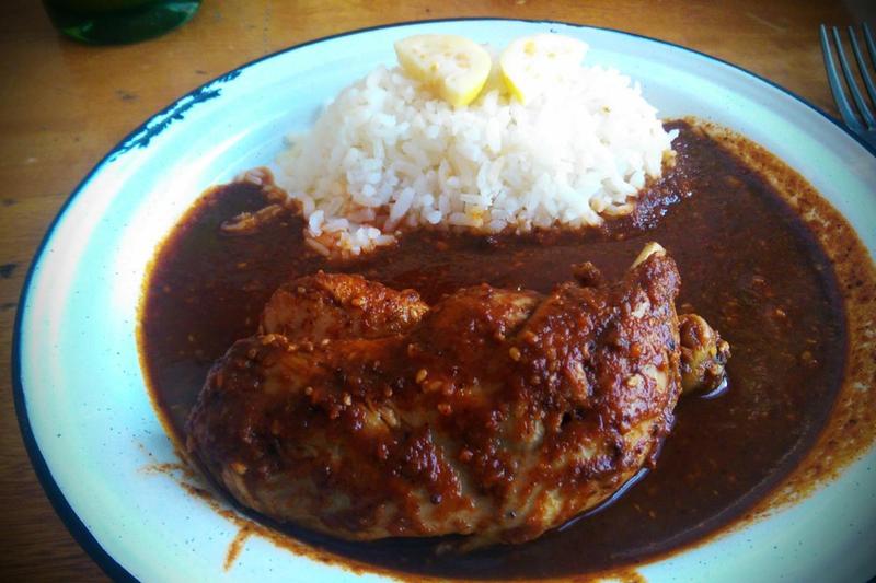 Mole De Guayaba Con Pato | Mexican