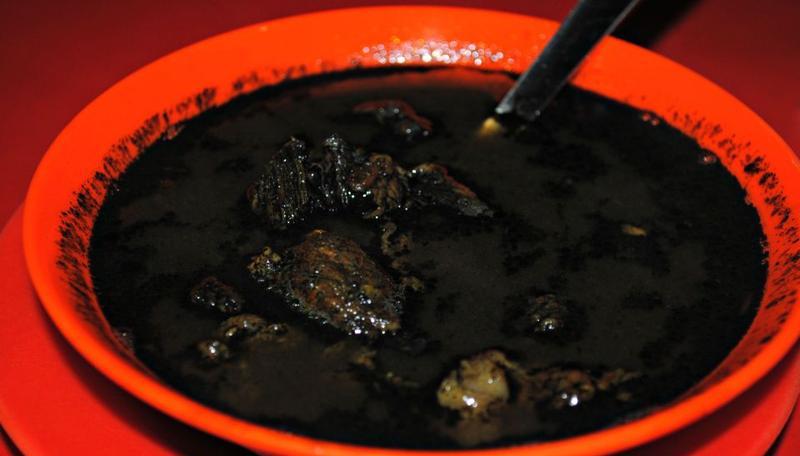 Tiyula Itum | Filipino
